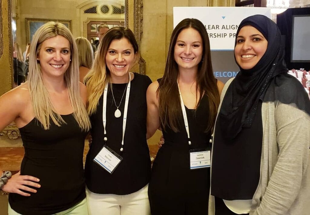 Silly Gallery - Aqua Dental